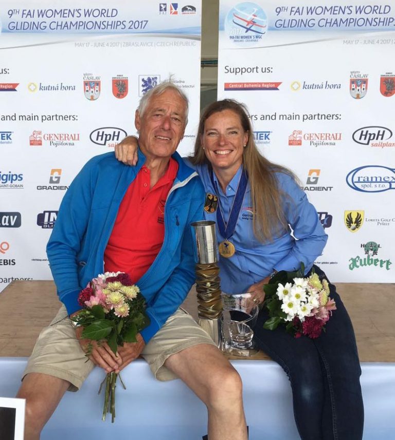 Katrin Senne is World Champion! | ASSegelflugASSegelflug